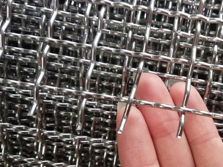 Crimped Mesh: Black Steel, Intermediate-Crimp