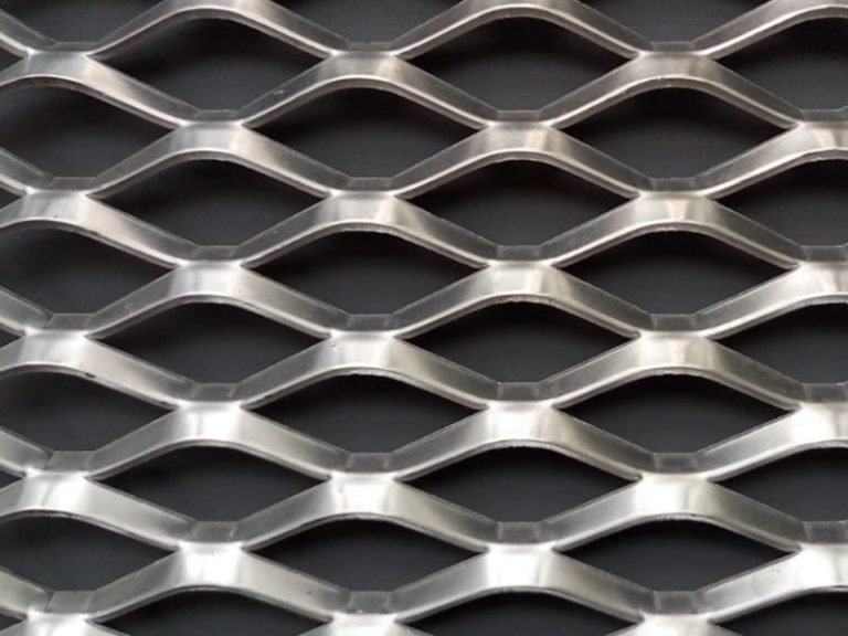 Titanium Expanded Metal Mesh: Custom Sizes & Specifications