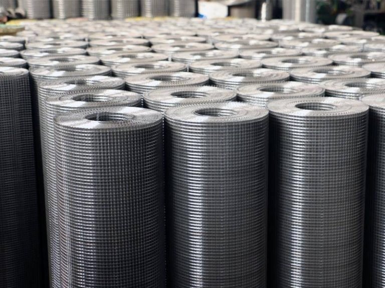 Stainless Steel Welded Wire Mesh: SS 304 & 316 Common Sizes