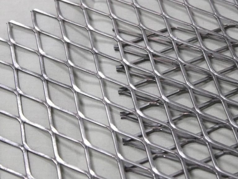 Titanium Expanded Metal Mesh: Custom Sizes & Specifications